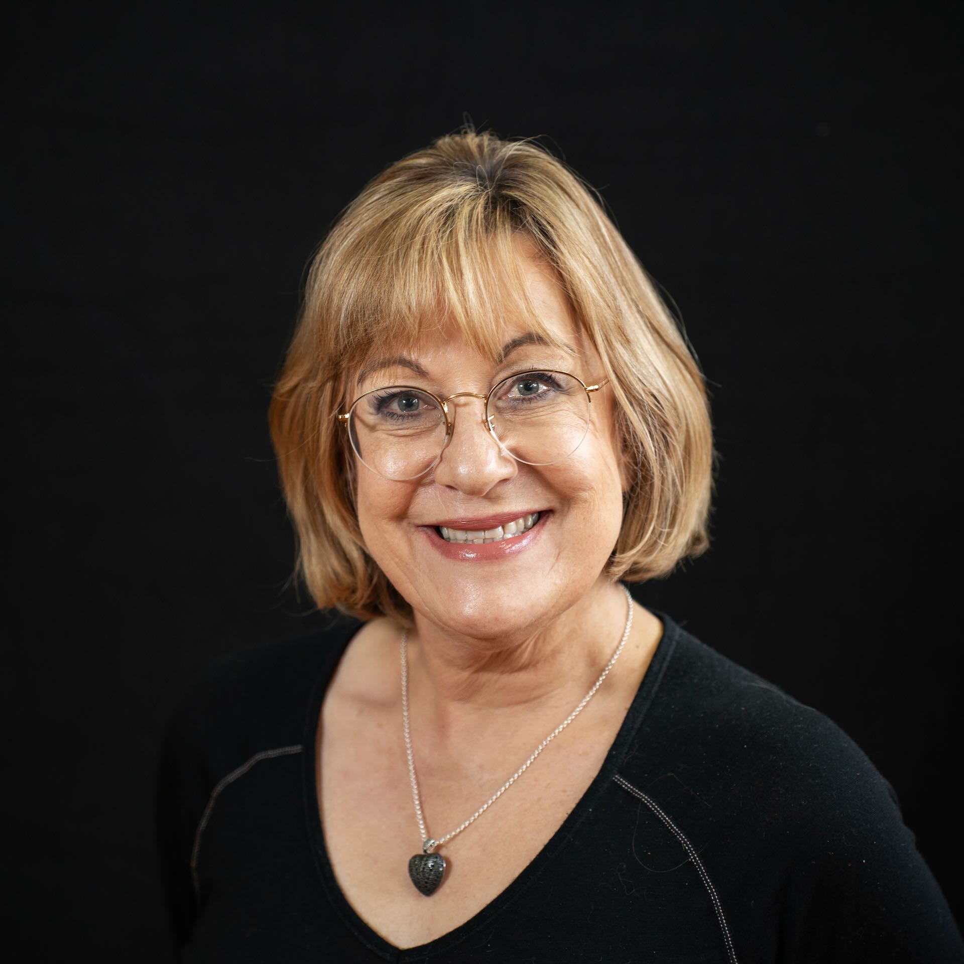 Home, I’m Darling – Mordialloc Theatre Company